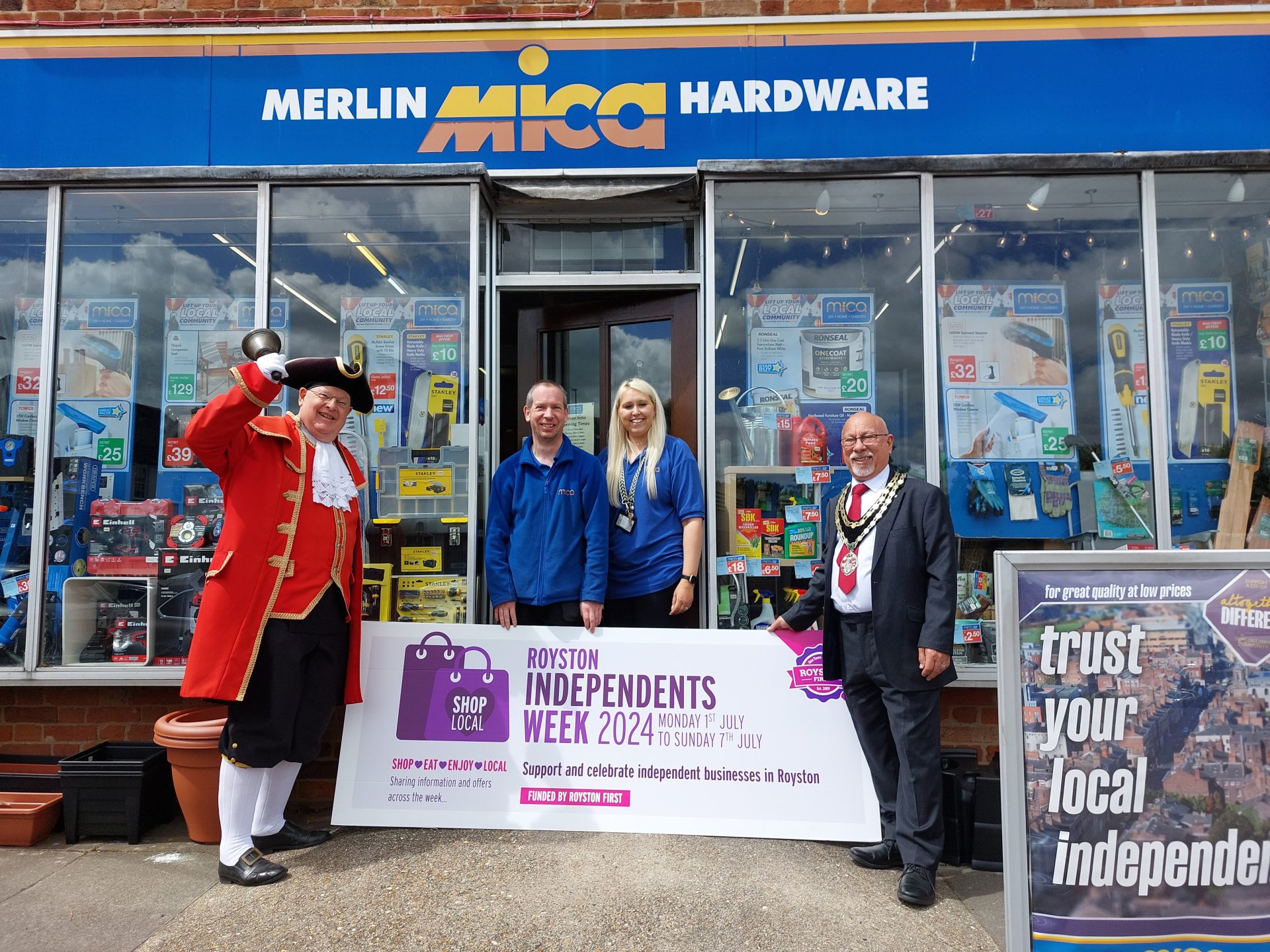 Merlin Mica Hardware - Royston Town